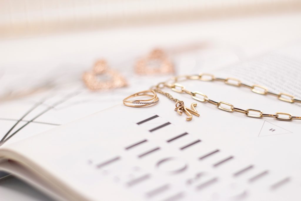 How Do You Test The Purity Of Gold Chains? - SO ICY JEWELERY BLOG