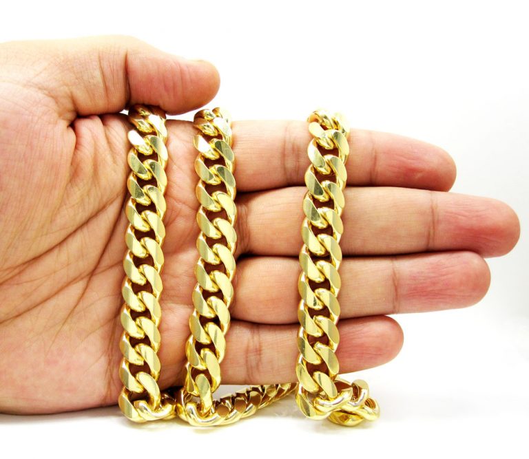 Guide to Investing in Miami Cuban Chains Gold Jewelry